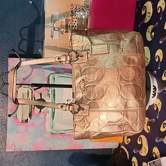 Coach | Bags | Coach East West Metallic Gold Leather Tote Pristine ...